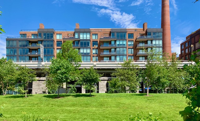 Georgetown, DC Condos With Balcony For Sale
