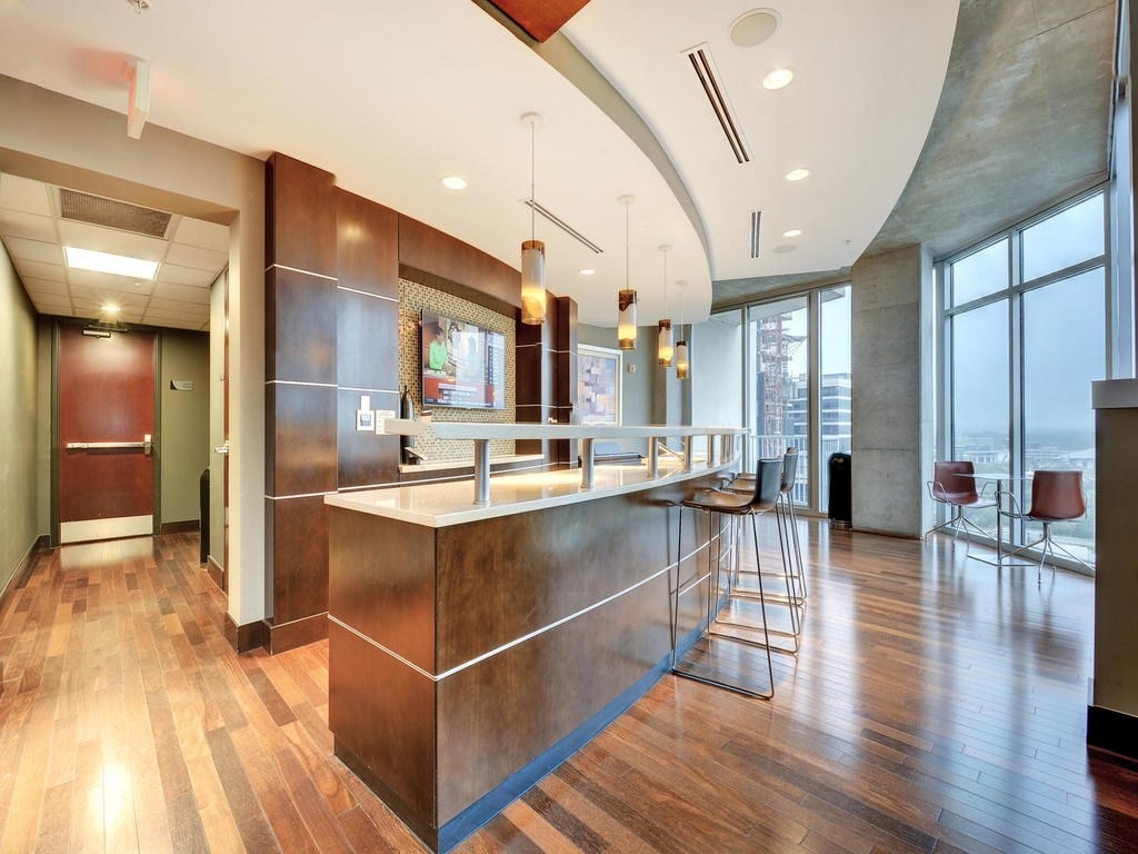 360 Condos for Sale | Austin Real Estate Group | Lori Wakefield REALTOR