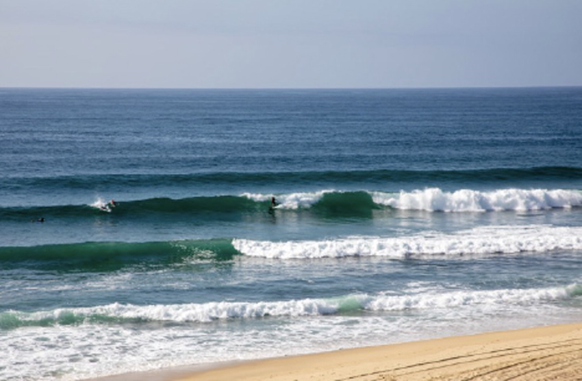 Riding the Waves in Los Cabos: A Surfer's Paradise