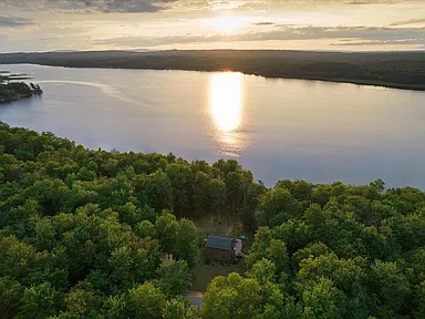 123 Maple Lane Cold Brook