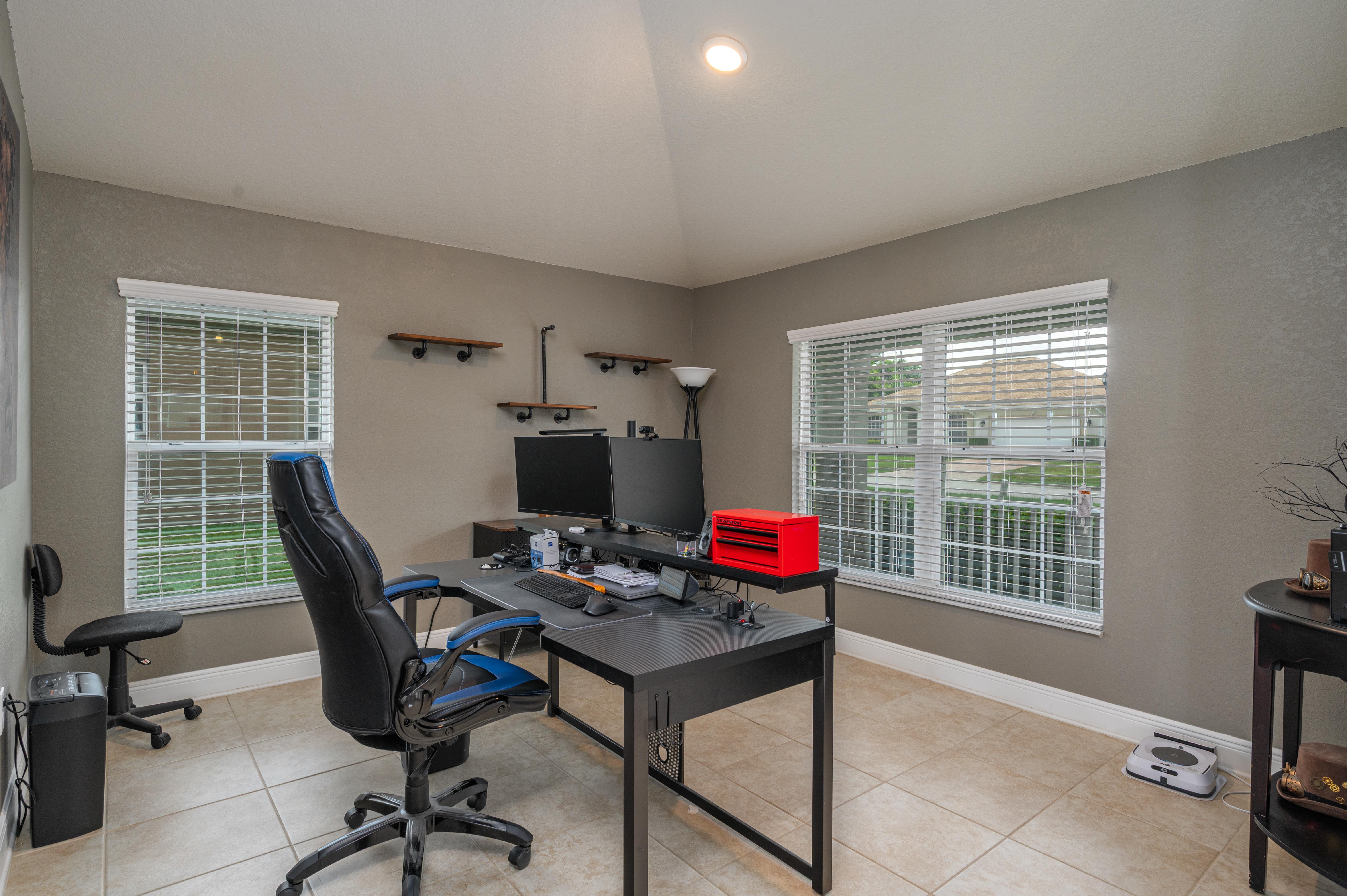 702 Country Walk Cv.-Eagle Lake-FL-33839