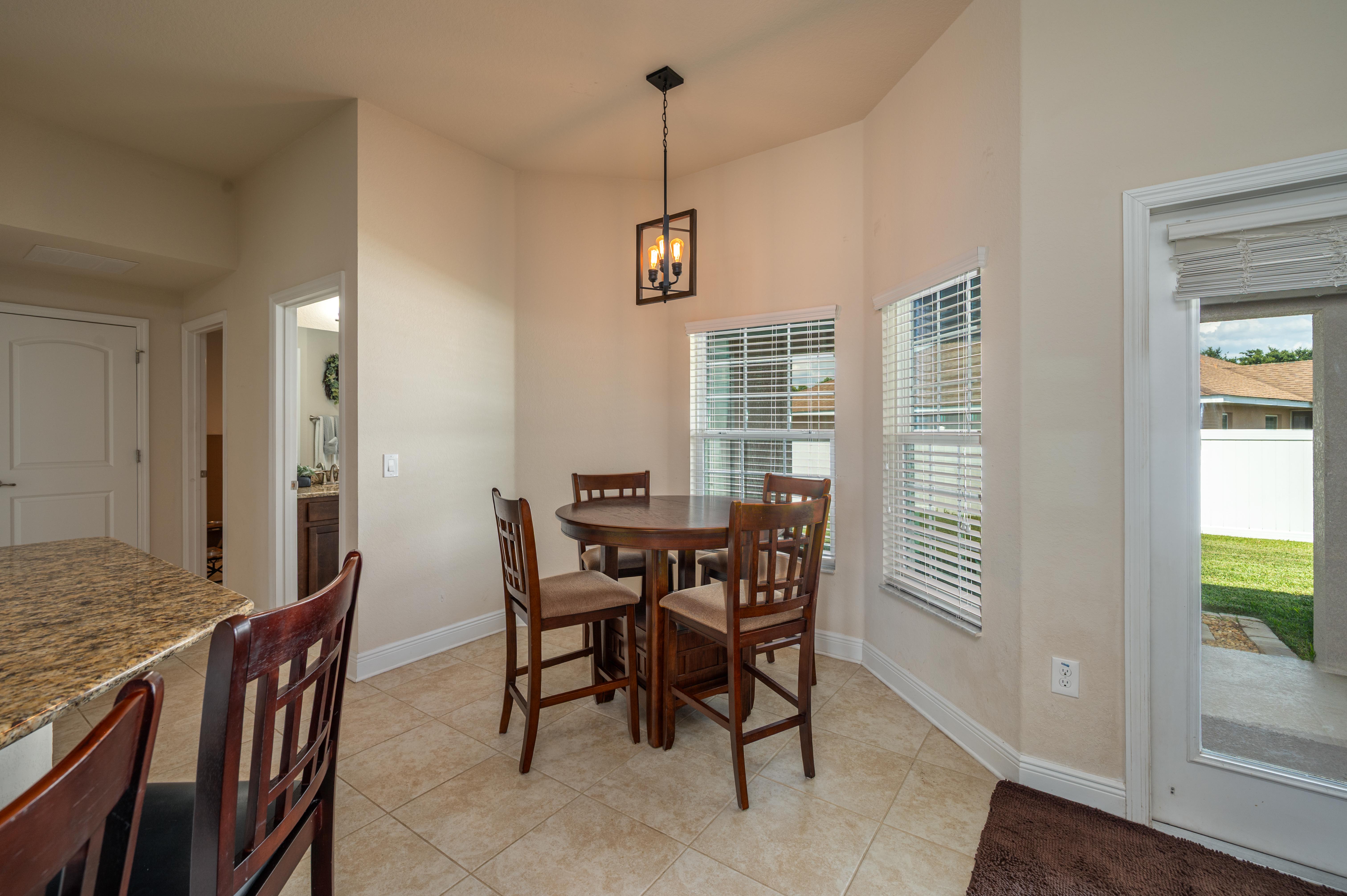 702 Country Walk Cv.-Eagle Lake-FL-33839