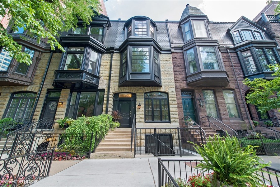 Elm street, Chicago
