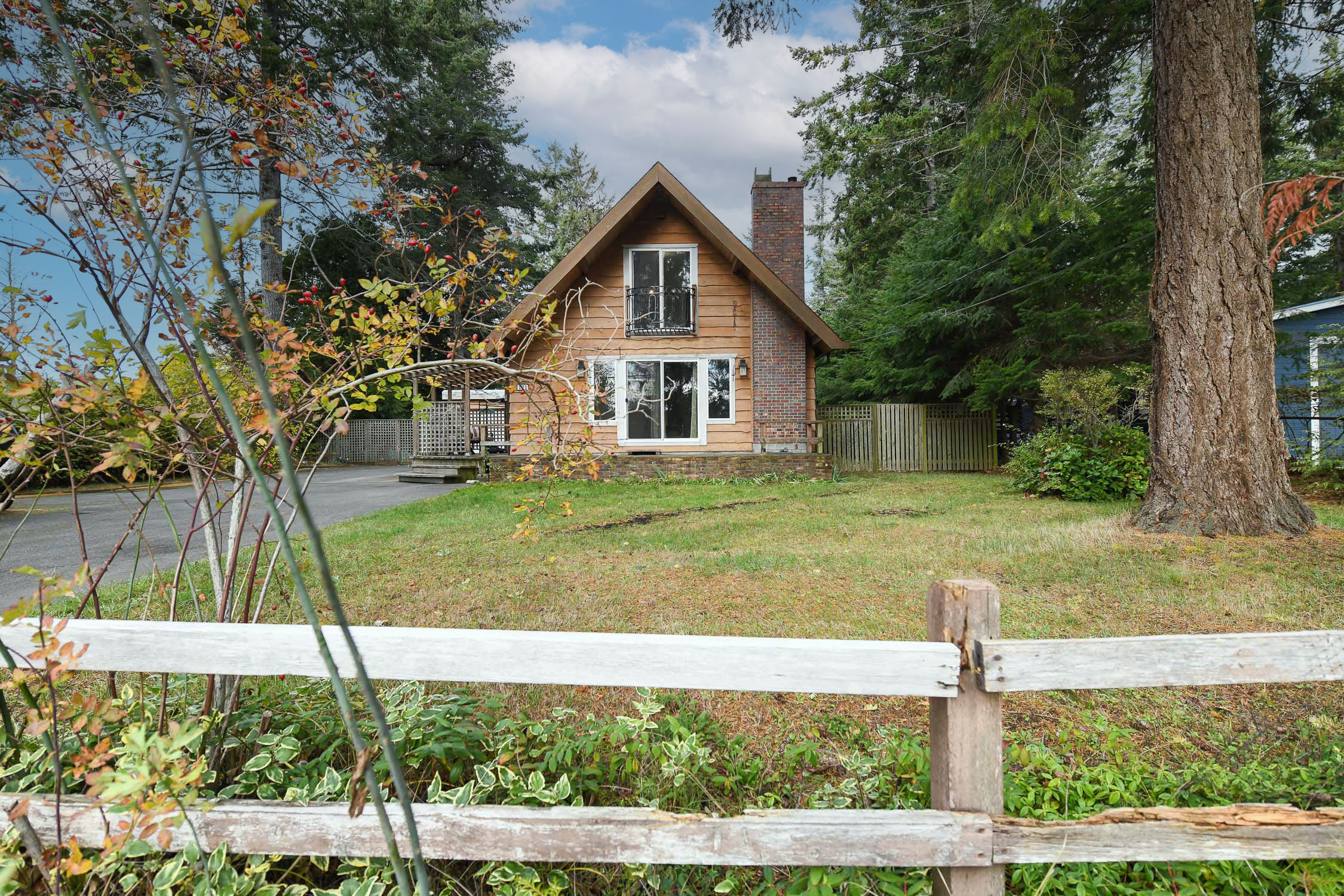 SOLD – 1210 Wilkinson Rd | Cottage Charm Steps from the Beach