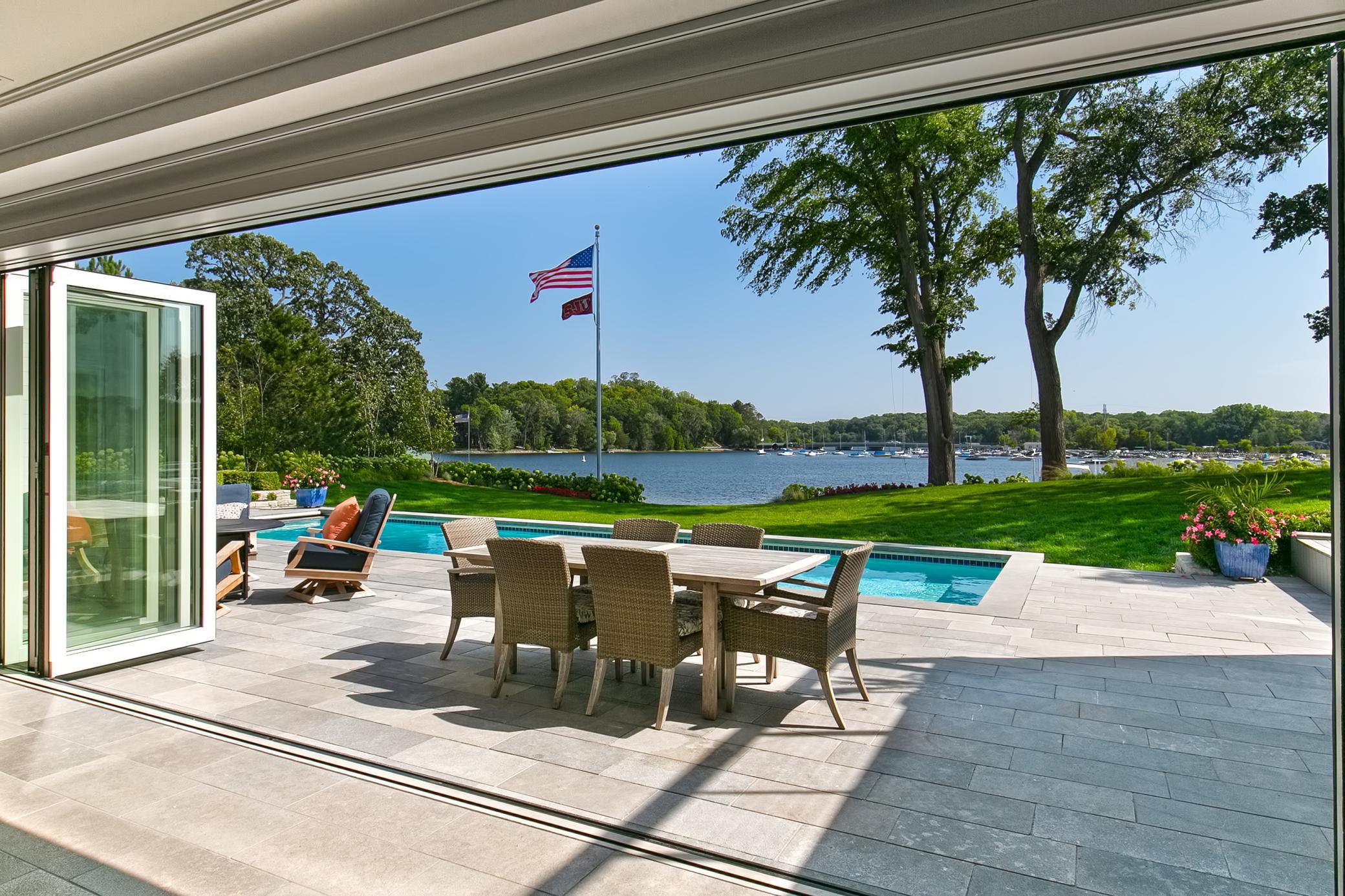 Deephaven Real Estate & Luxury Lake Minnetonka Homes for Sale