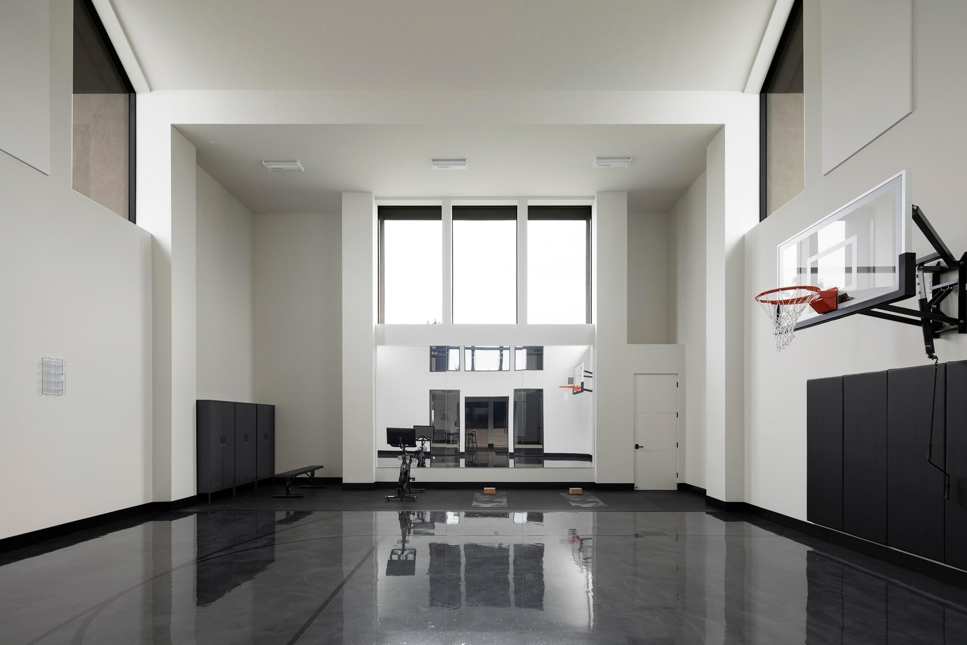 Minnesota Homes with Basketball Courts – Buy or Sell Your Dream ...