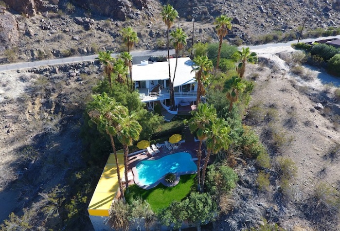 A Billionaire’s Paradise: Howard Hughes' South Palm Springs Home On The ...