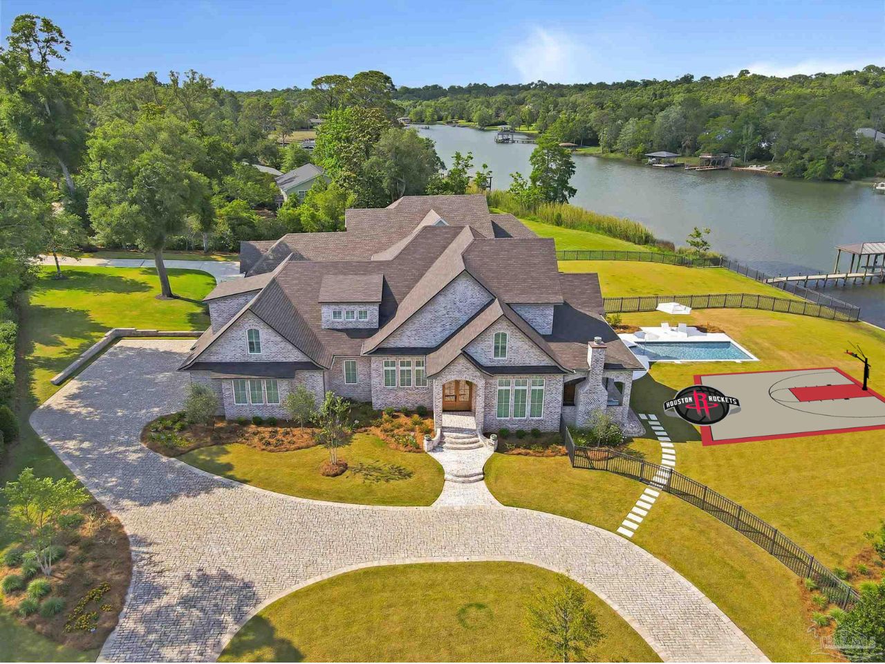 Pensacola Welcomes The Houston Rockets