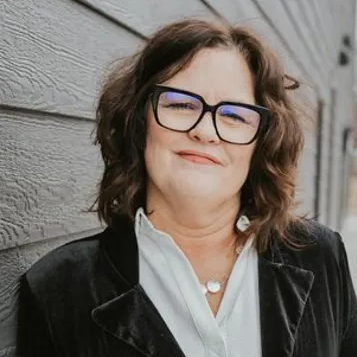 Hometown Realty Group: Above and Beyond