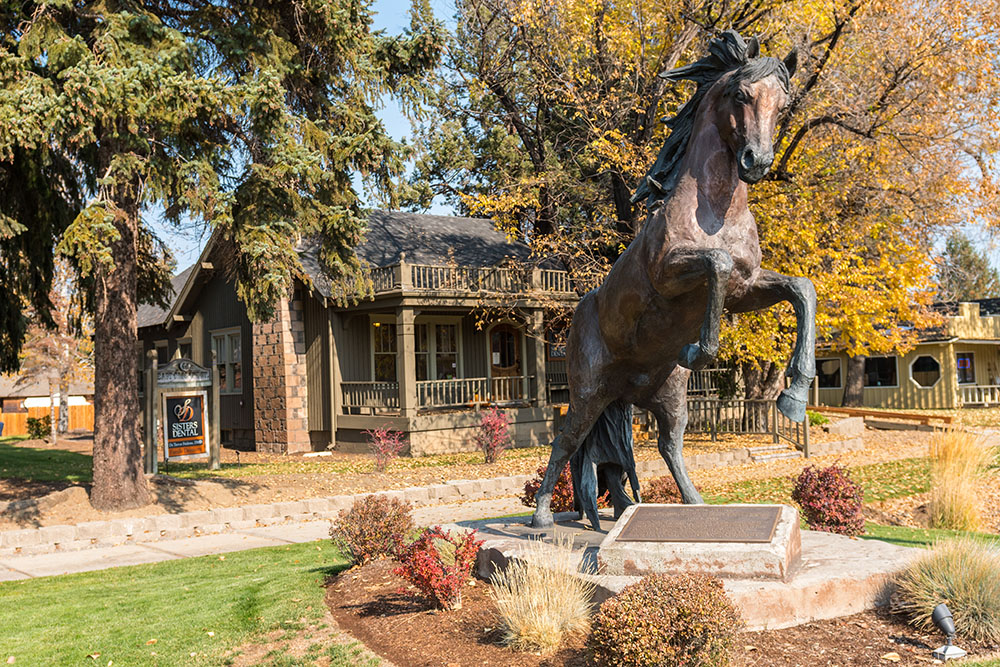 The Ultimate Guide to Sisters, Oregon