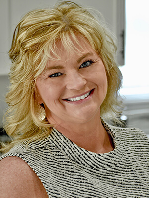 Tammy Everett - REALTOR®