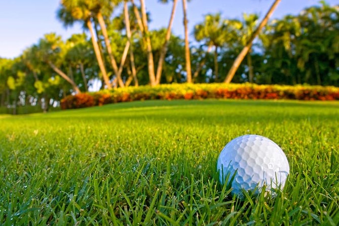 Golf course community rankings and reviews.