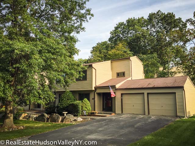 Timber Ridge Townhouses for Sale in Highland Mills NY | Real Estate ...