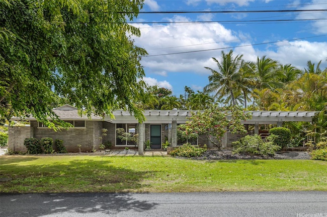 3 Mid Century Modern Homes Hit the Market in Kailua