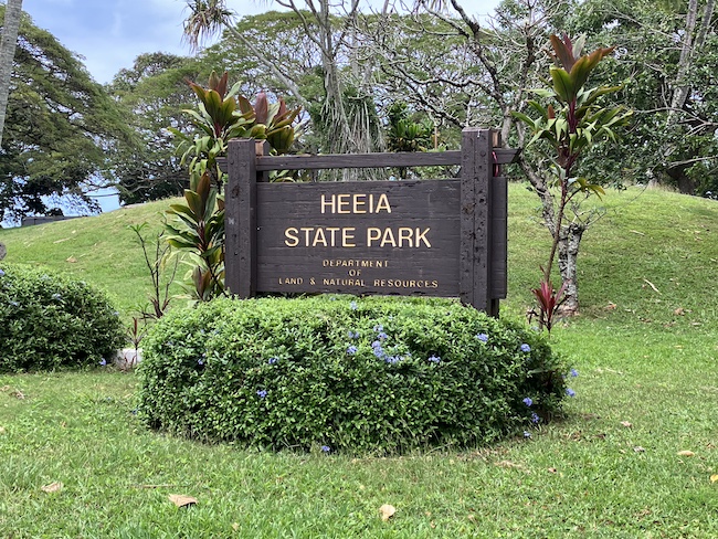 Windward Oahu Pros and Cons