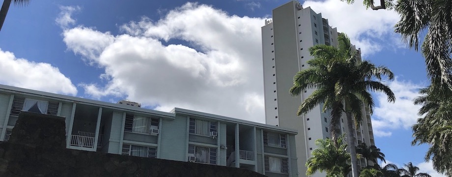 Pearl Ridge Gardens and Towers Condos in Pearlridge