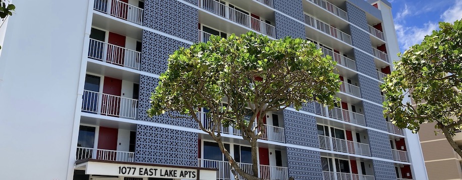 East Lake Apartments in Sale Lake, Honolulu