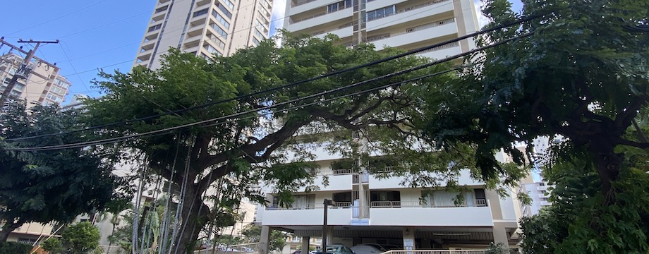 Governor Cleghorn Condos in Waikiki
