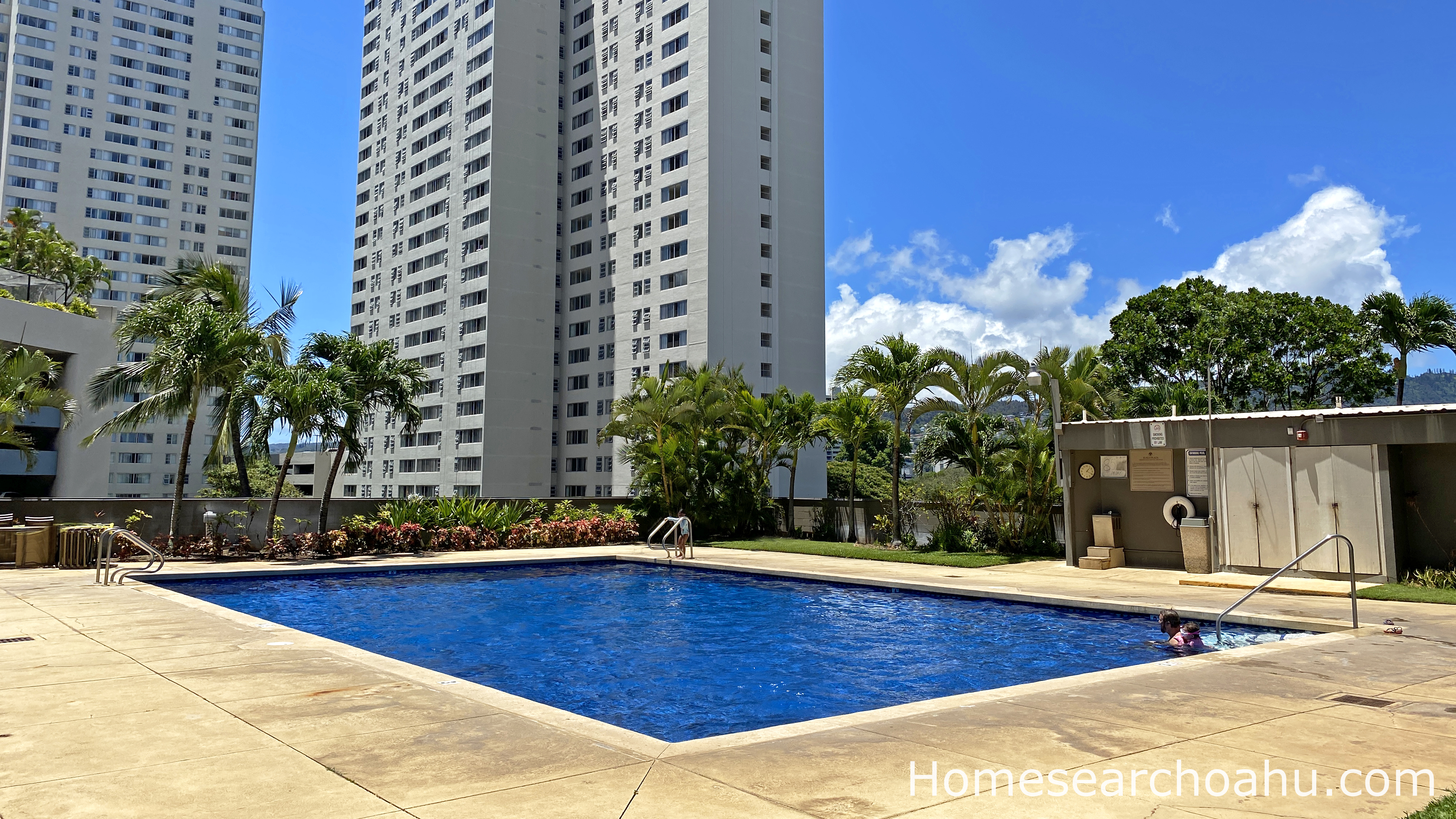 Kukui Plaza | Downtown Honolulu High Rise | 1, 2, and 3-Bedroom Units