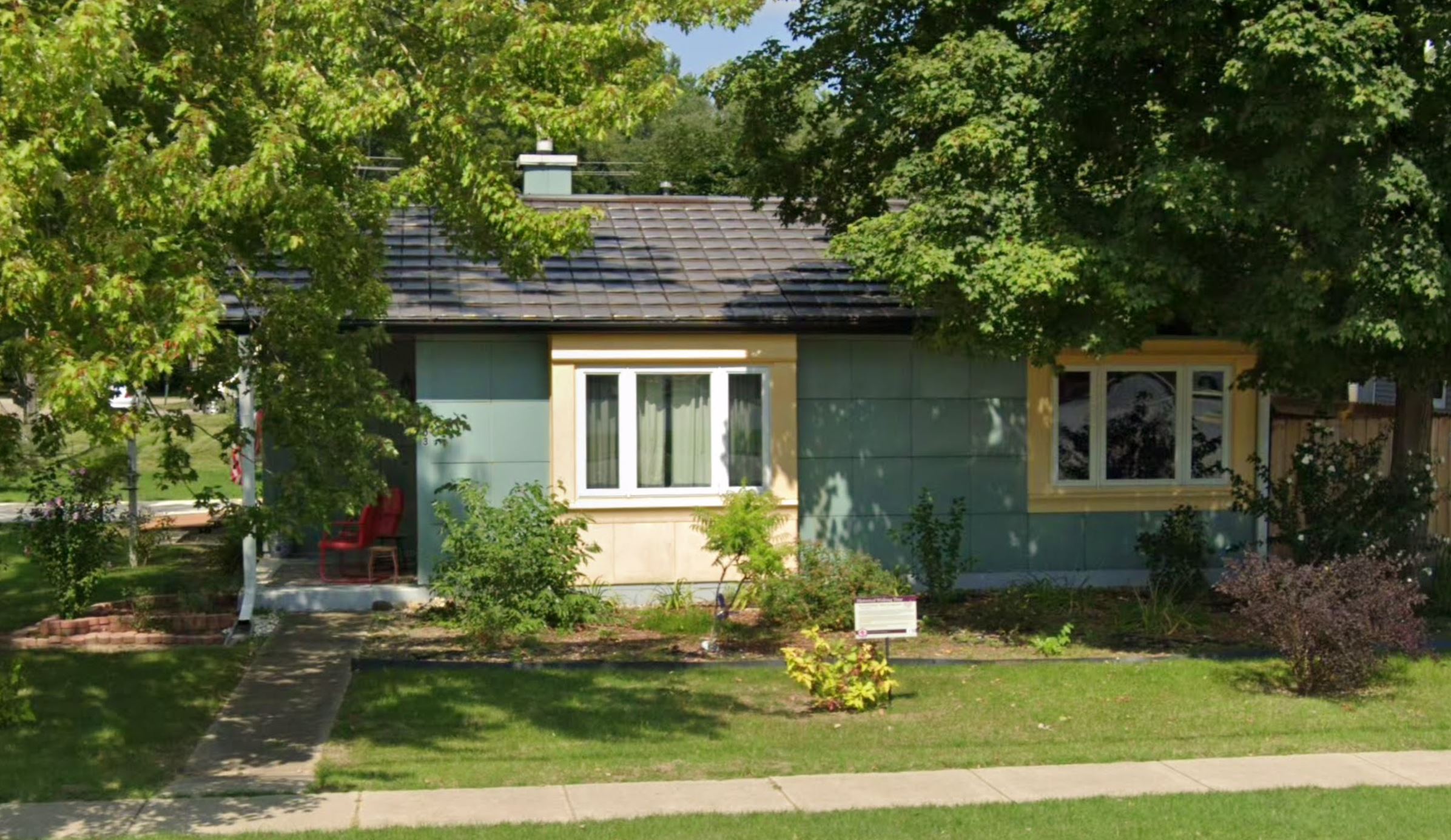 Lustron Houses