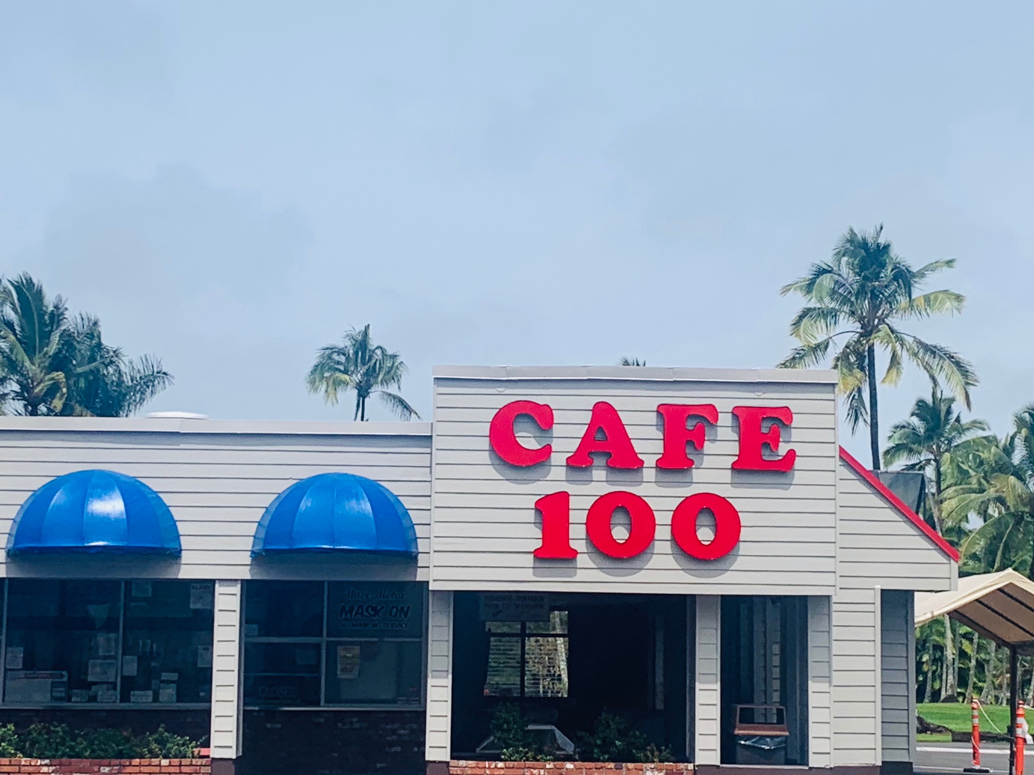 Cafe 100