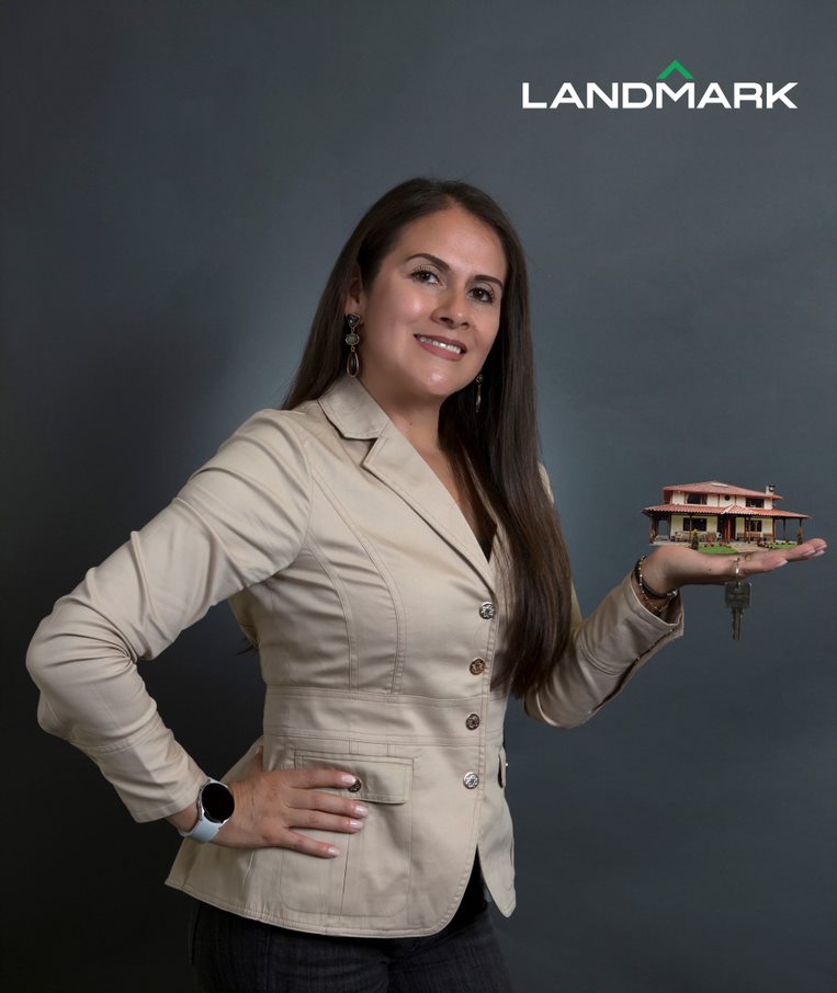 Jacqueline Betancourt