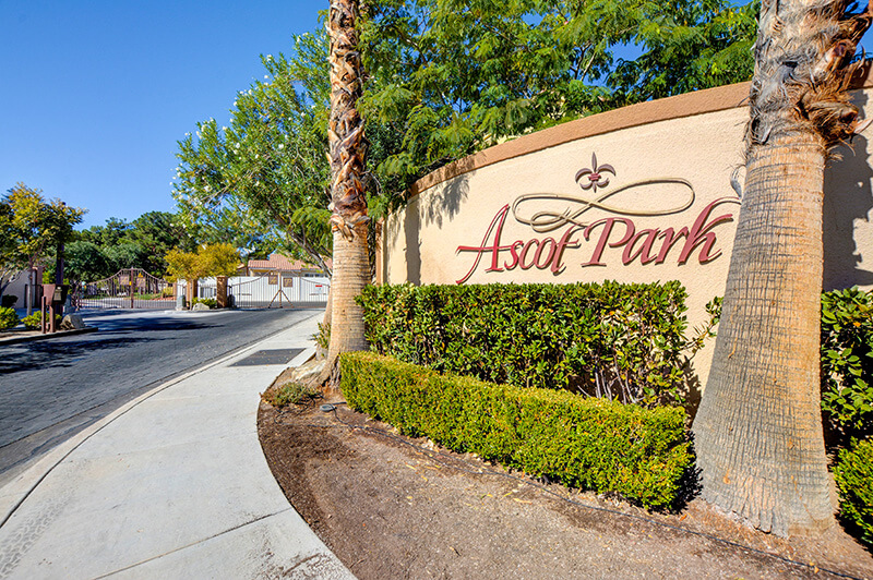 Gated Communities in Peccole Ranch