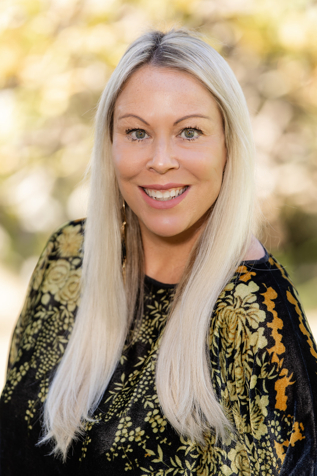 Mya Awai | REALTOR® SALESPERSON RS-80678