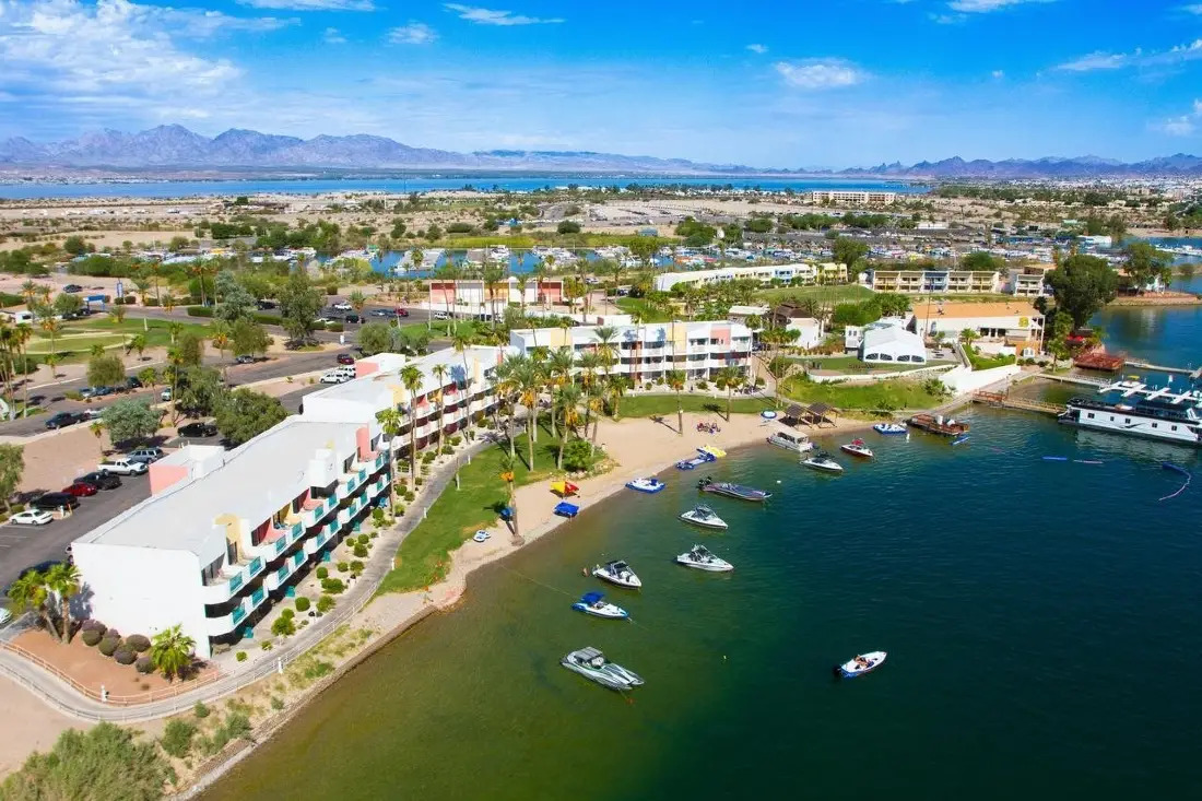 The Nautical Beachfront Resort