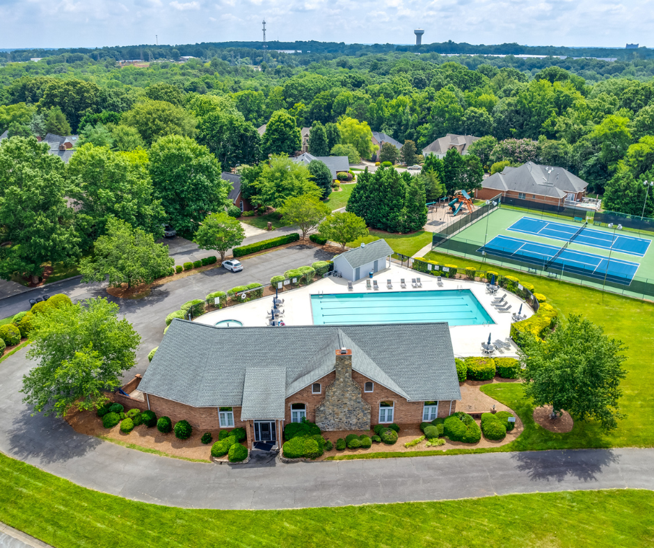 The Linda Hall Team Sits Down With Stager & Designer Kelly Vaughan