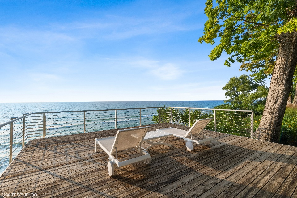 Condos Near the Water: An Affordable Entry Into Waterfront Living