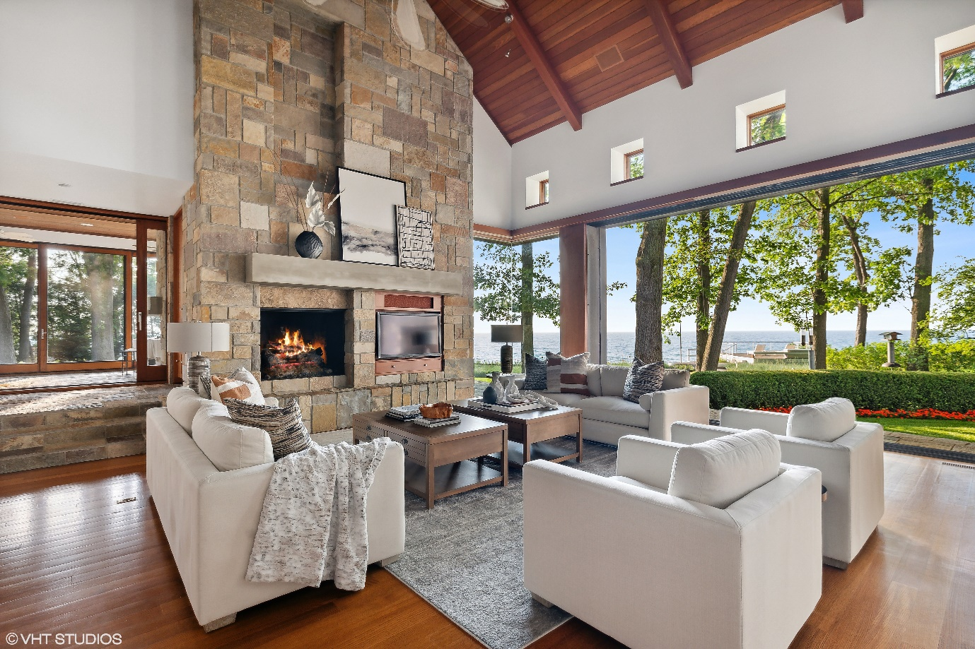 Understanding the New Buffalo Waterfront Market: Insights from Liz Roch