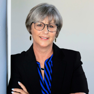 Local Realty Agency - Meet Our Agents