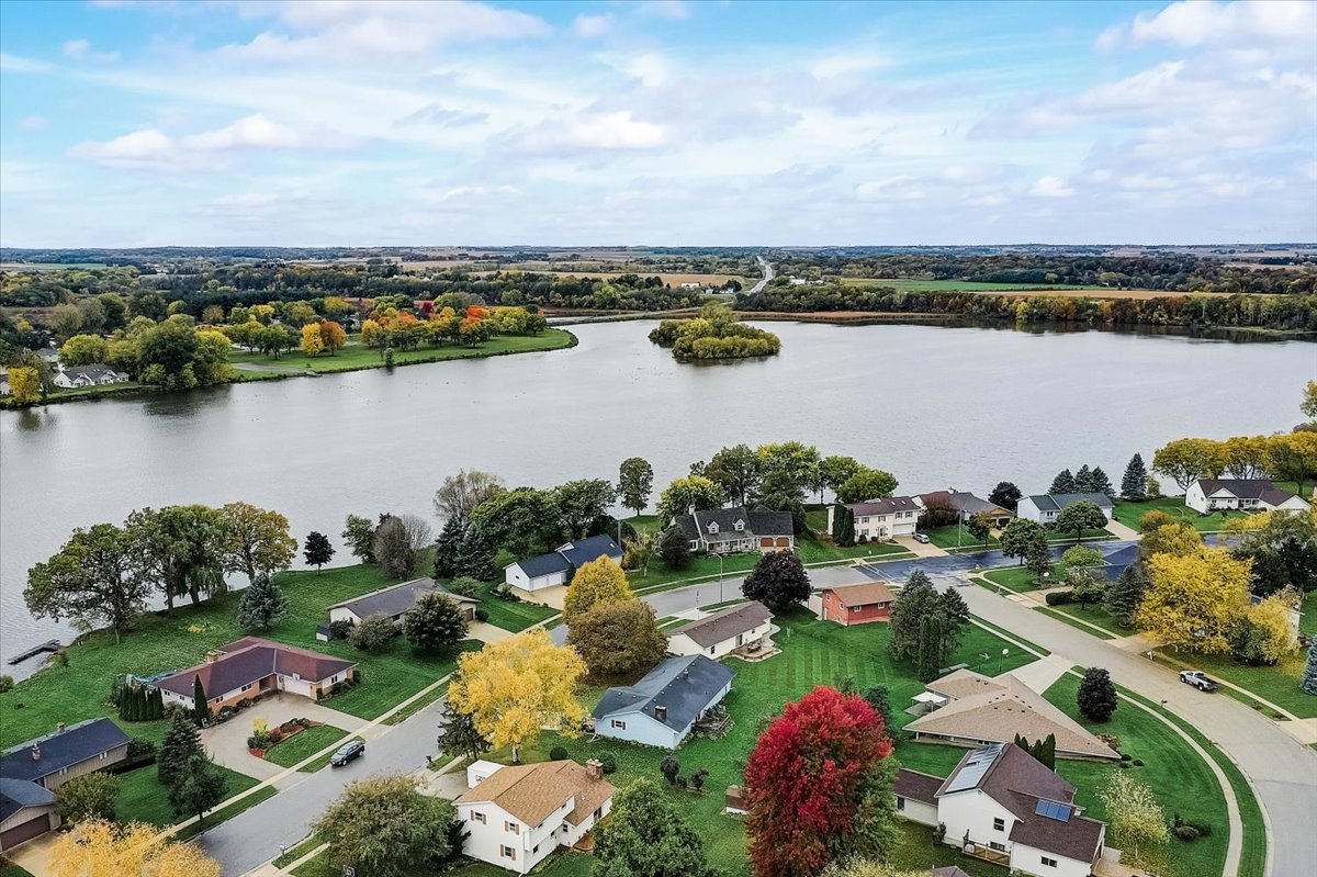 Stunning Marshall Home