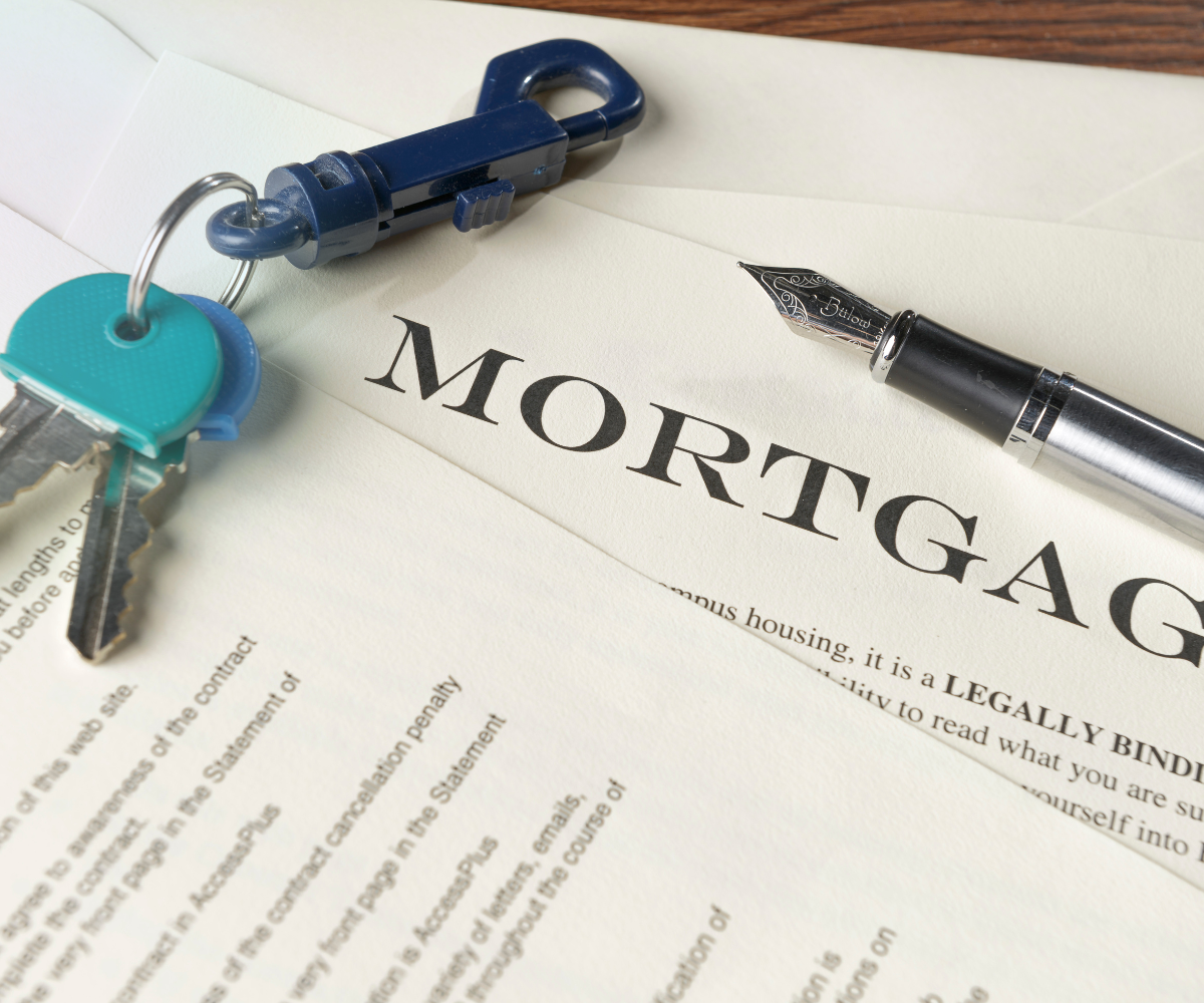 Should You Pay Off Your Mortgage Early? Pros and Cons Every Homeowner ...