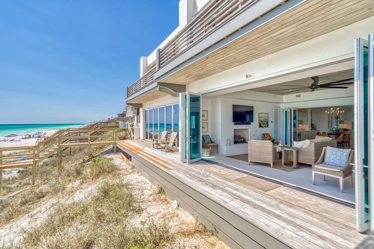 Stunning Gulf-Front Beach House at 153 Pelican Circle A