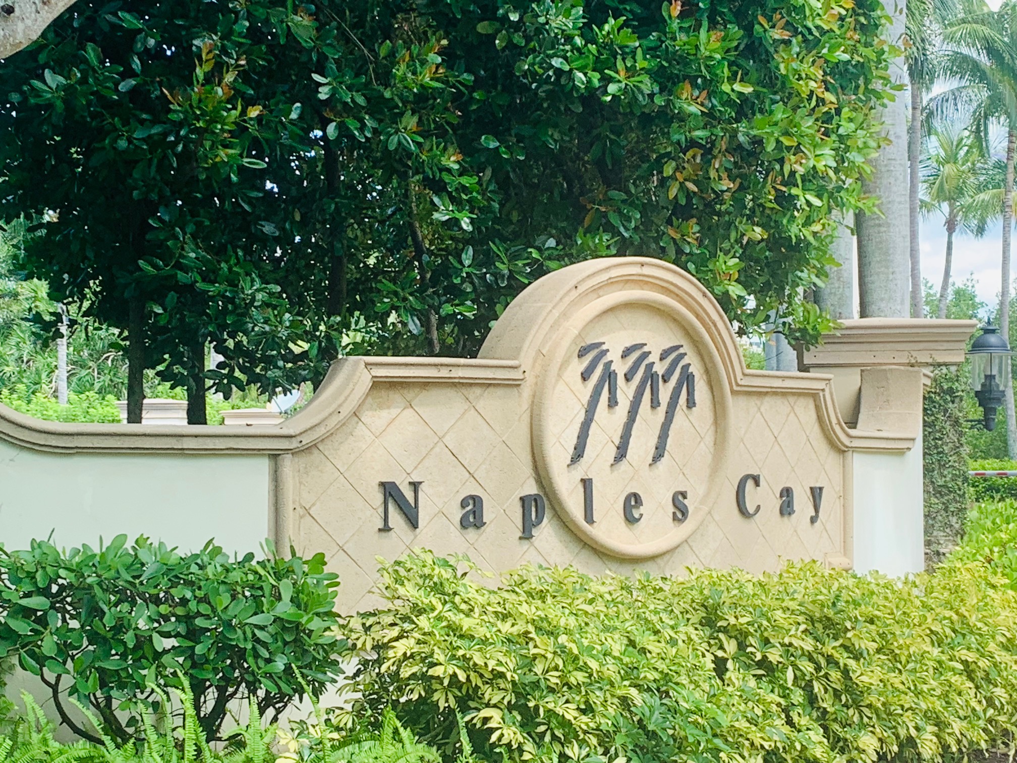 Seasons at Naples Cay