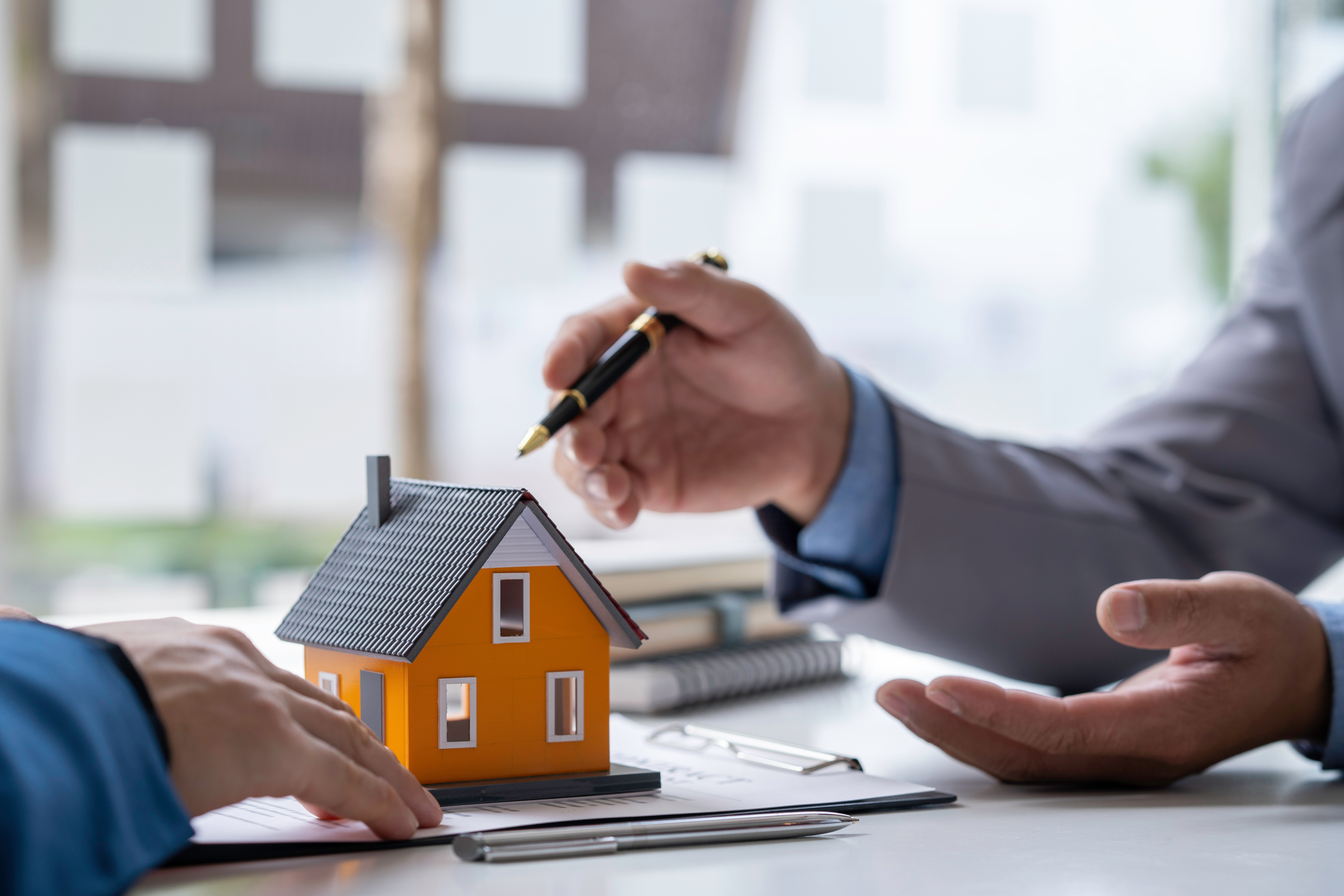 Comparing Mortgage Types: FHA, VA, Conventional