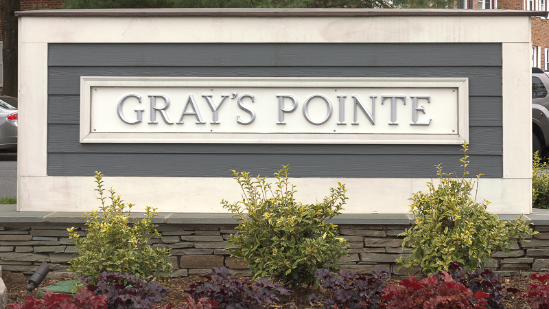 Grays Pointe Condominiums for Sale in Fairfax Virginia