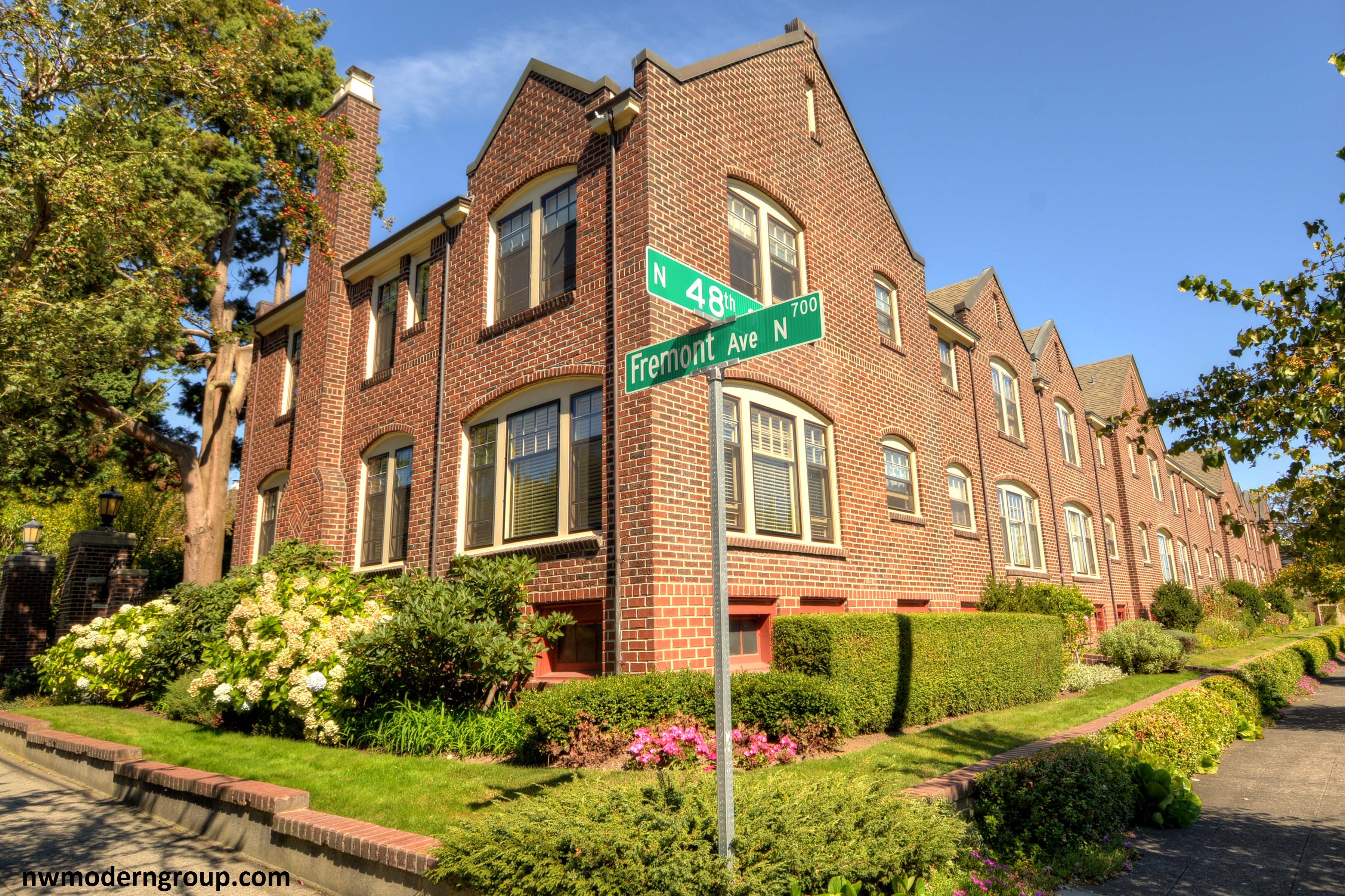 Hawthorne Square Fremont Seattle Neighborhood