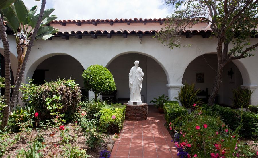 A Guide to Various Home Architectural Styles in Southeast Florida