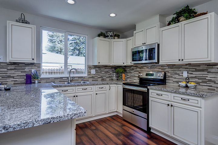 7325 Candlelight Way Citrus Heights, Ca. 95621
