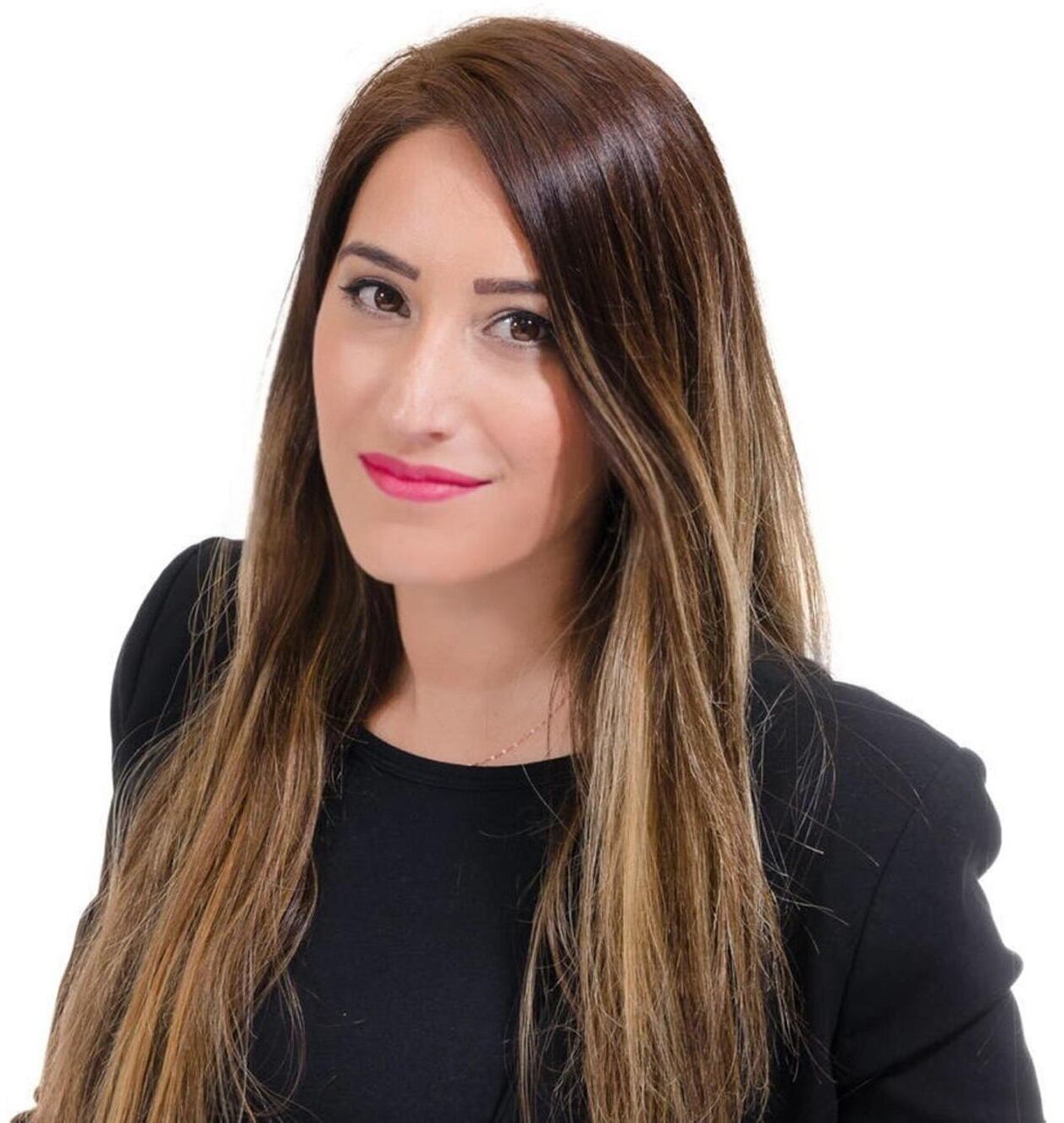 Phone: 813-965-3129 Email: theresasellstampabay@gmail.com