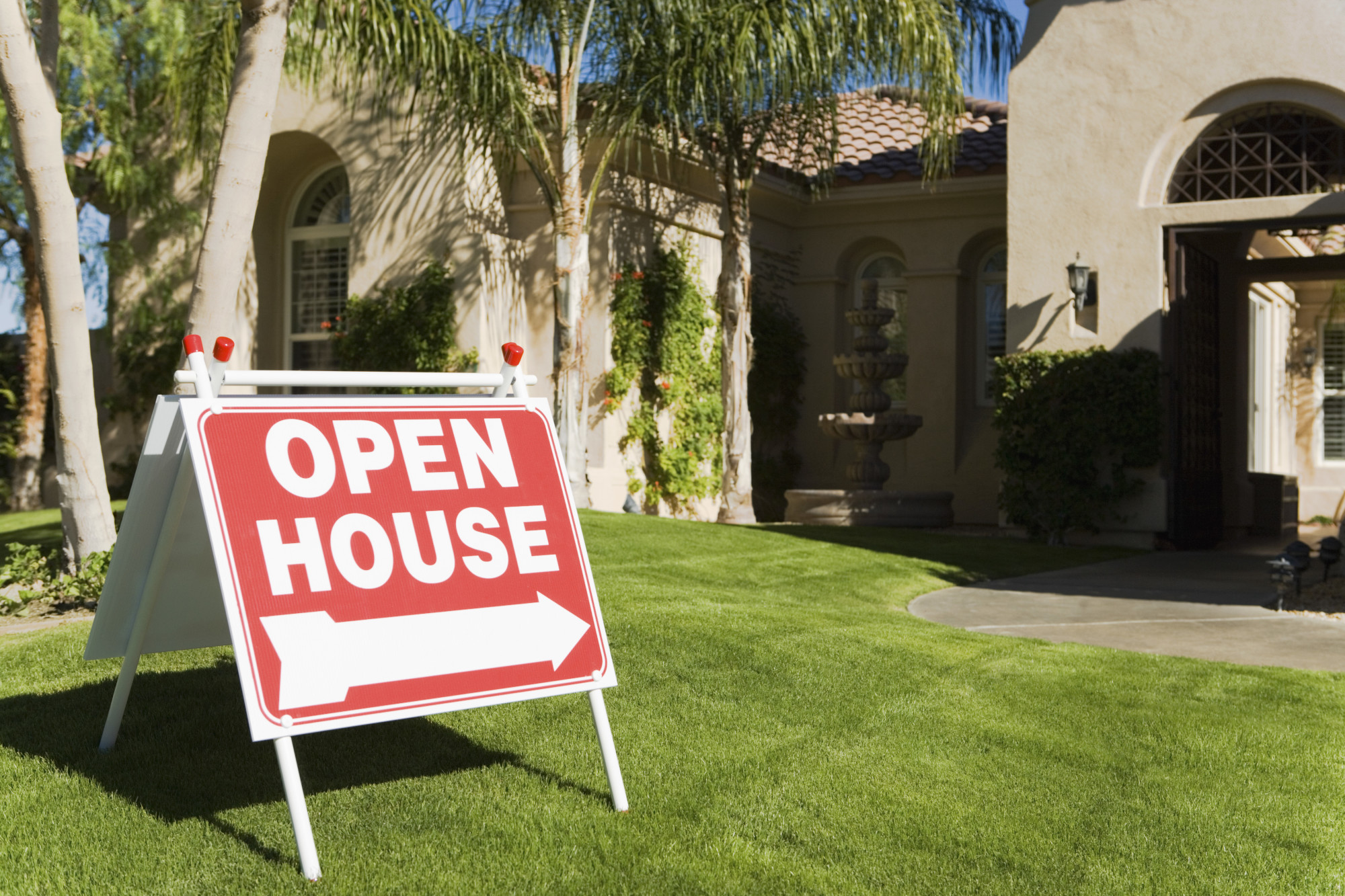 Come One, Come All! 5 Tips and Open House Ideas to Sell Your Home