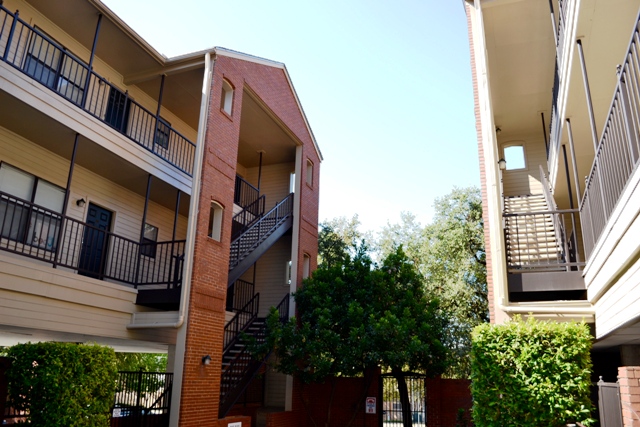 Wind Tree Condominiums