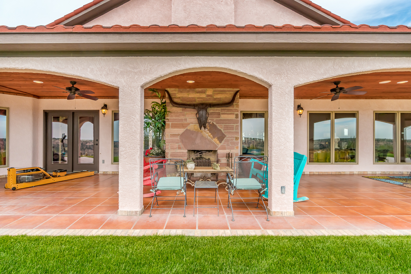 Photo Gallery 7950 East Lake View Rd