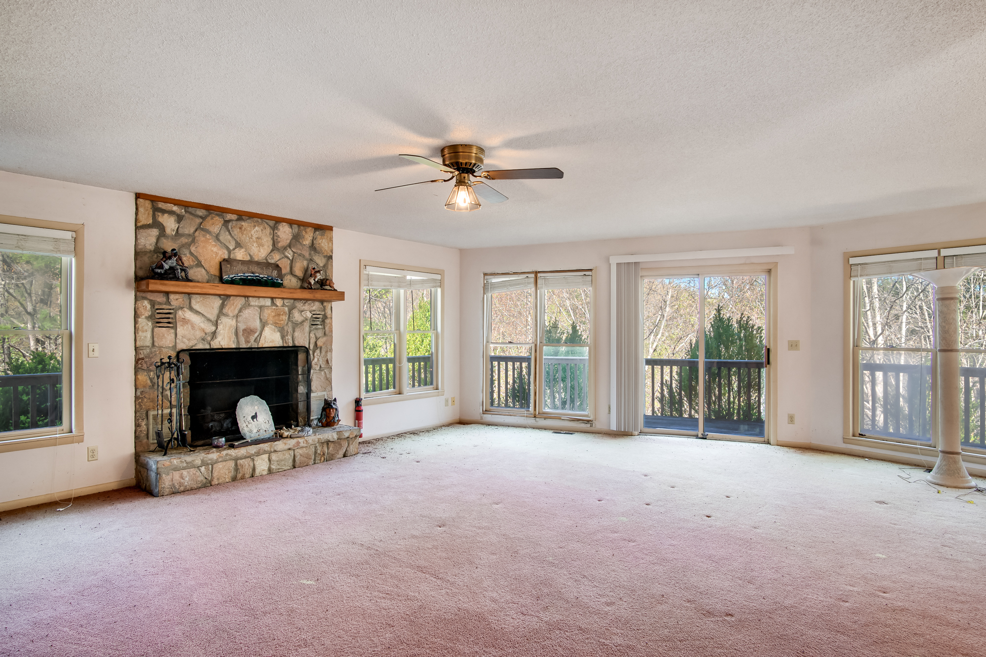 742 Shell Stand Rd Almond, NC 28702