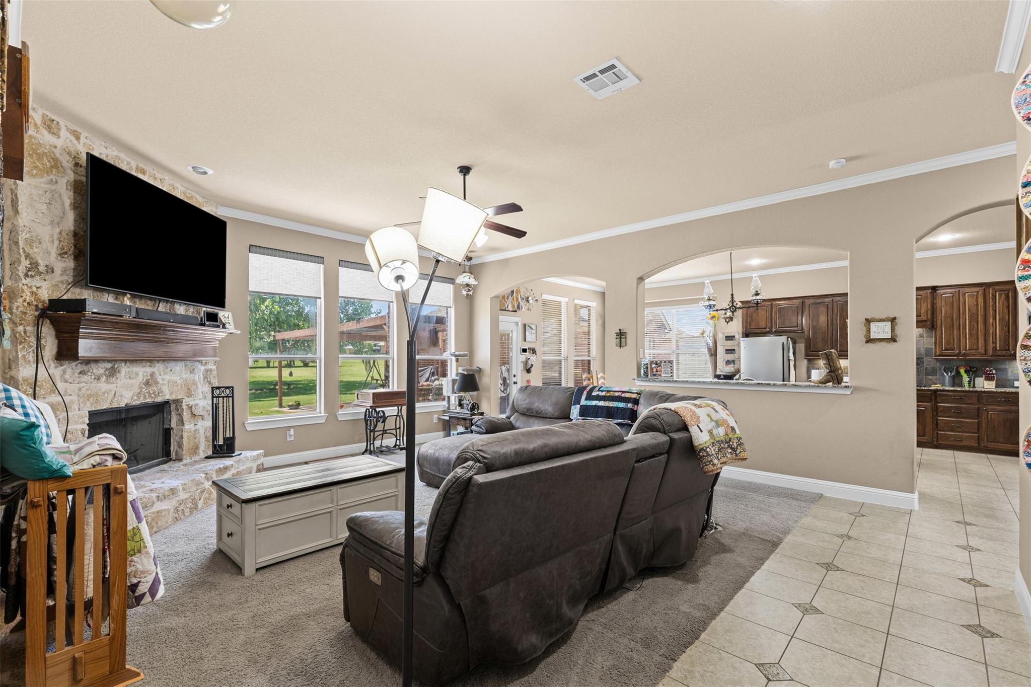 Spacious Texas Living in Joshua Meadows: 5024 Running Brook Drive