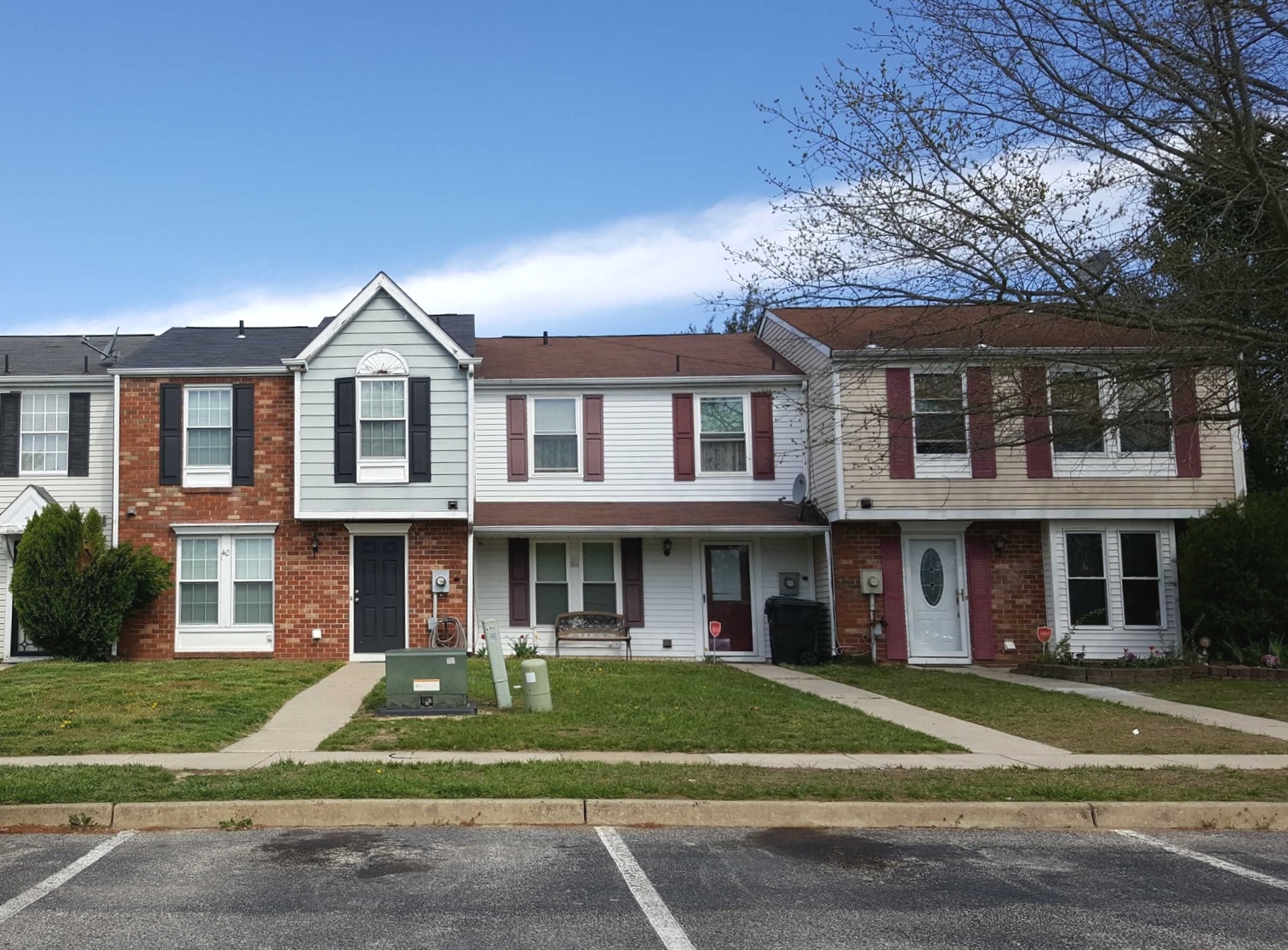 Victoria Manor Townhouses: Elegance by Joe Wiessner™