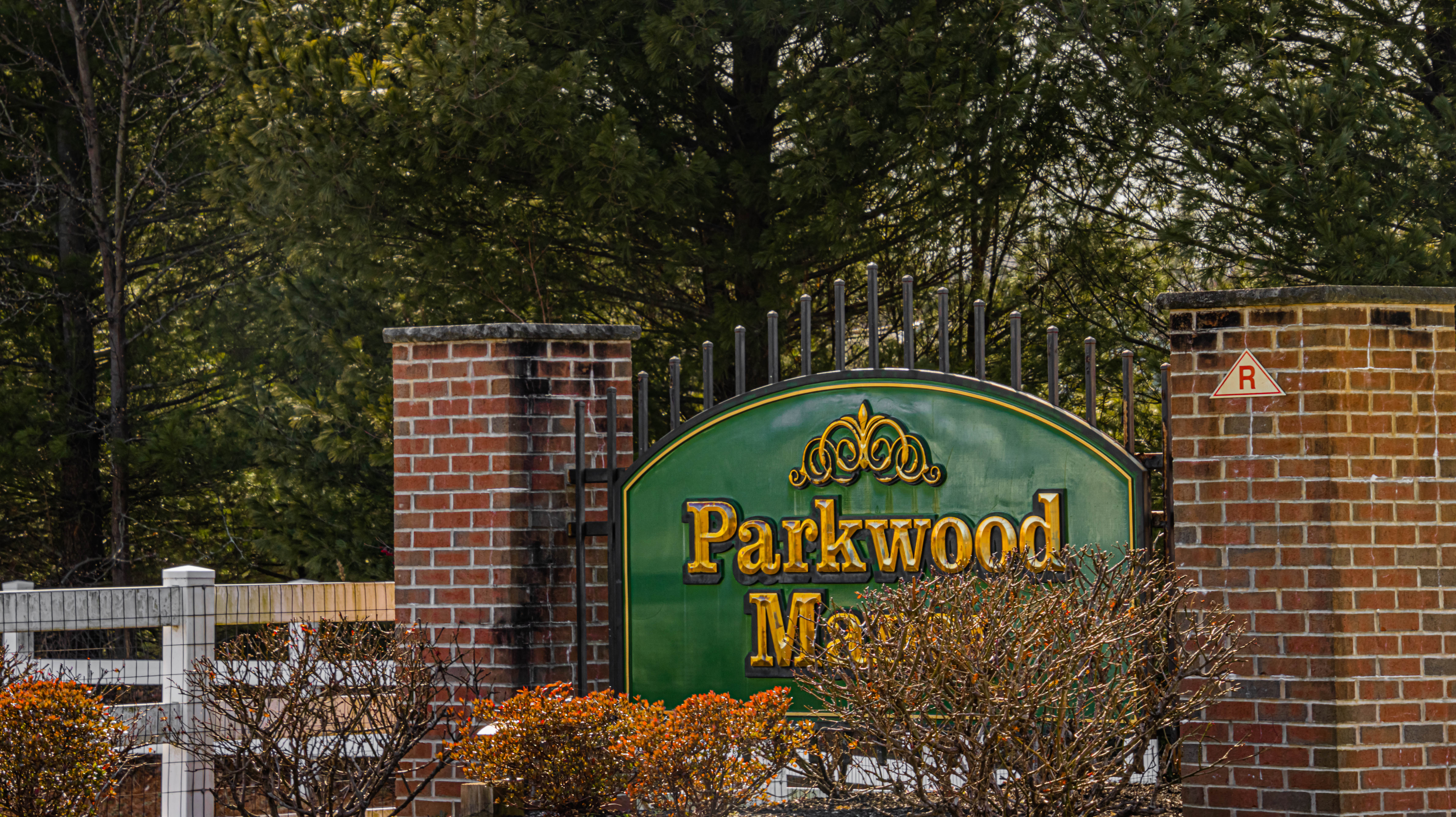 Parkwood Manor Haven: JWR™ Unveils Family Townhomes